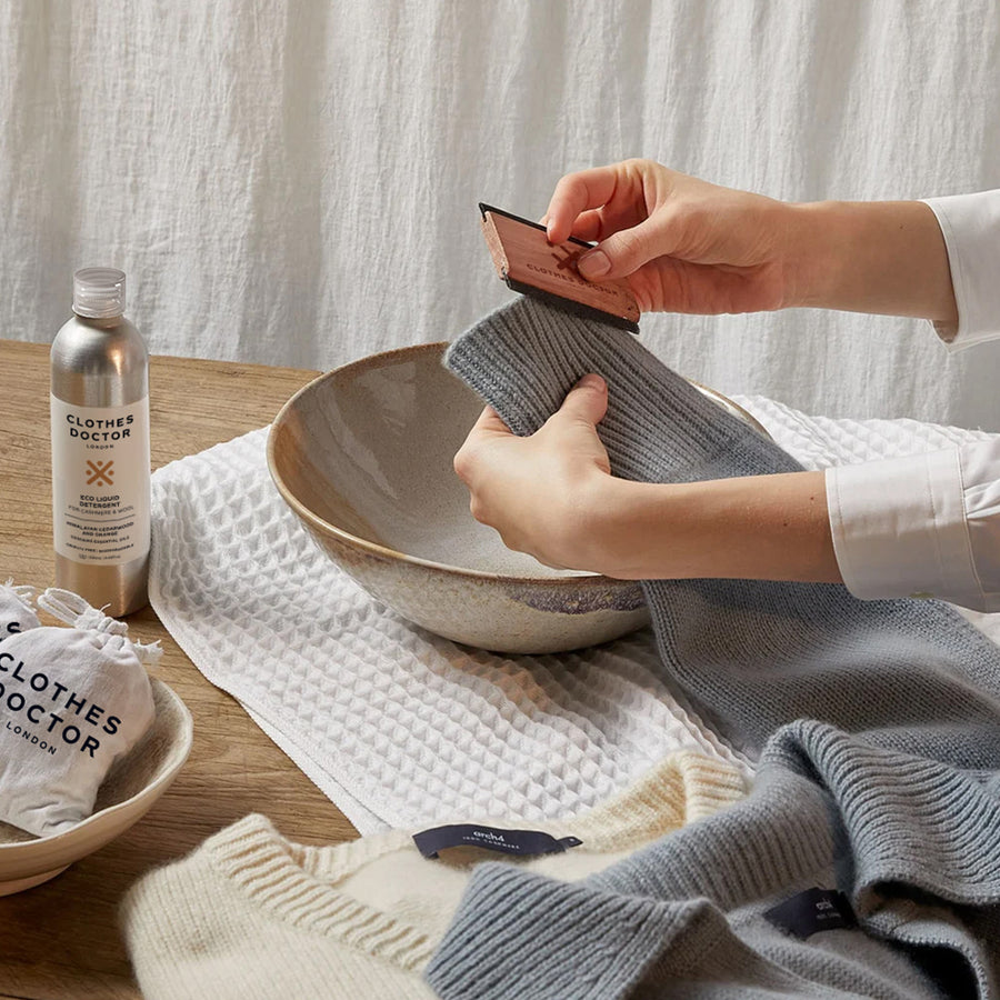 Knitwear Comb | Clothing Care Products | Oliver Sweeney