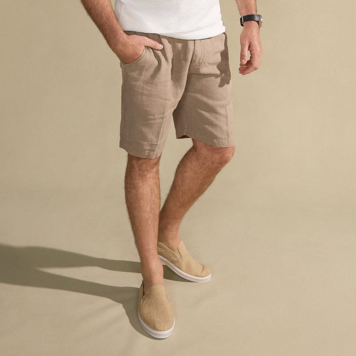 Foxley Biscuit Linen Shorts | Men's Shorts | Oliver Sweeney