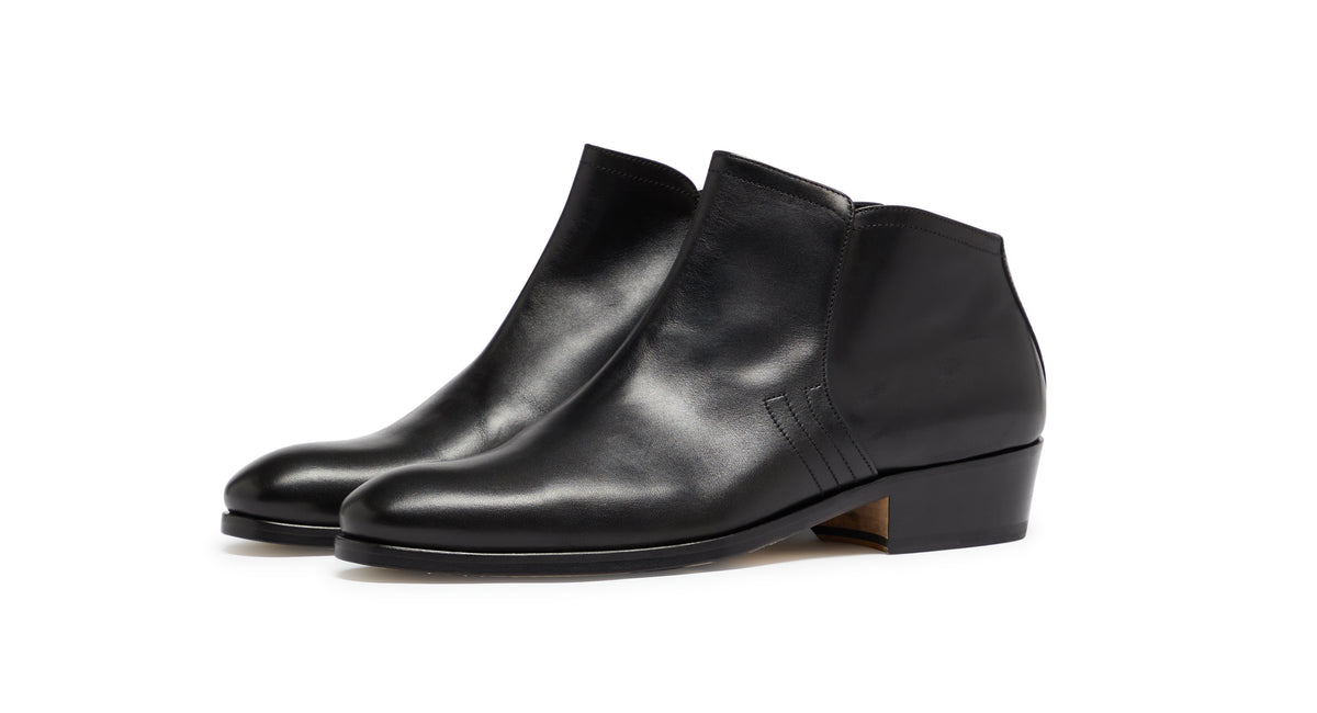 Friday Boot Black | Luke Derrick x Oliver Sweeney